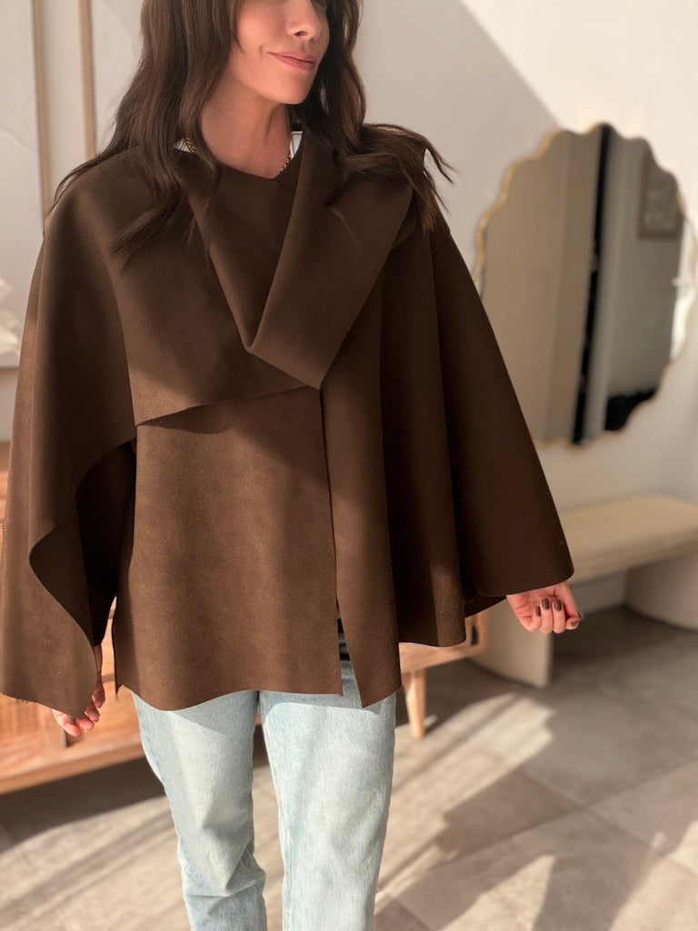 CAPE PAOLINA MARRON – TAMASHOP
